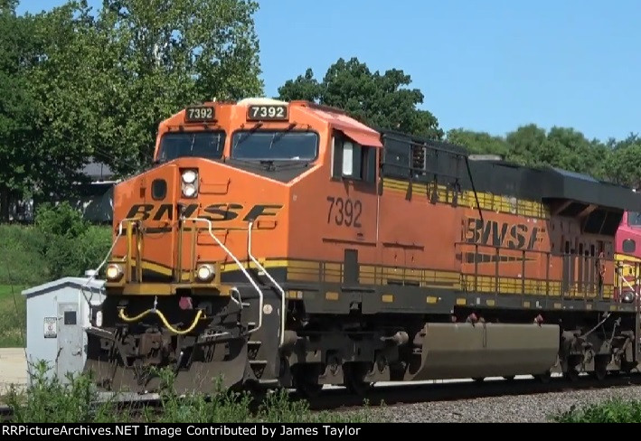 BNSF 7392